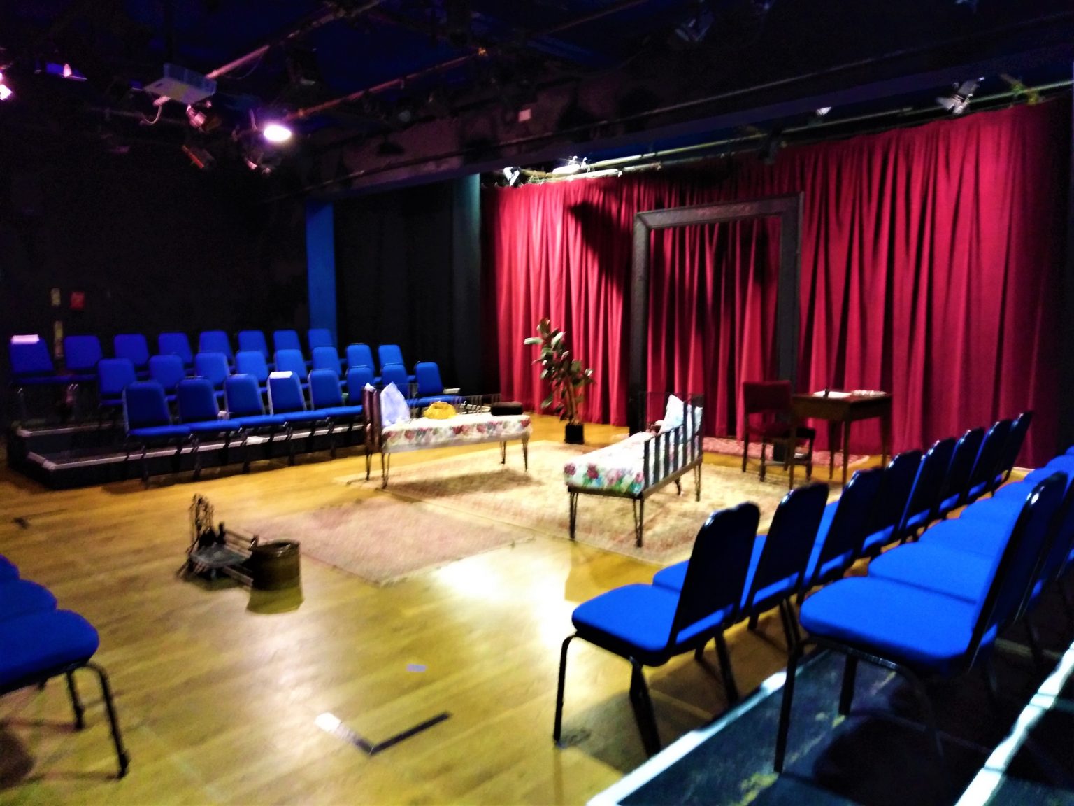 Bring your show – Cygnet Theatre